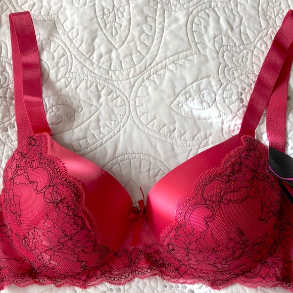 unibasic | Intimates & Sleepwear | Sexy Red Lace Bra Dd ...
